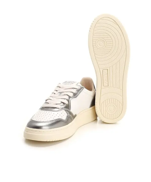 AUTRY Medalist Low Bicolor Sneakers - White/silver