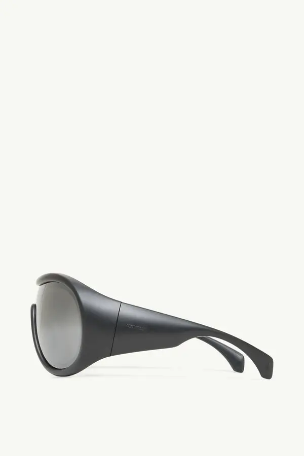 Moncler Thyra Oval Sunglasses