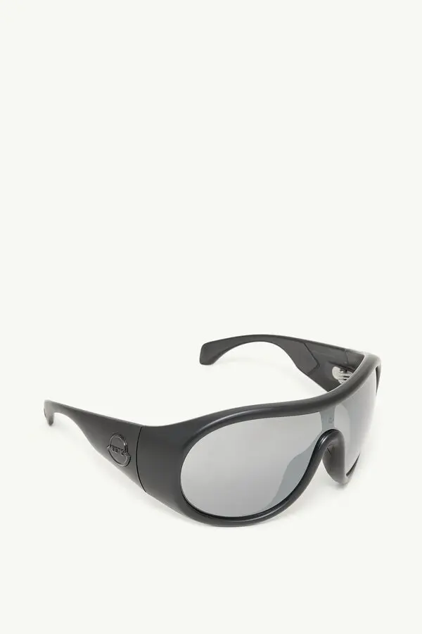 Moncler Thyra Oval Sunglasses