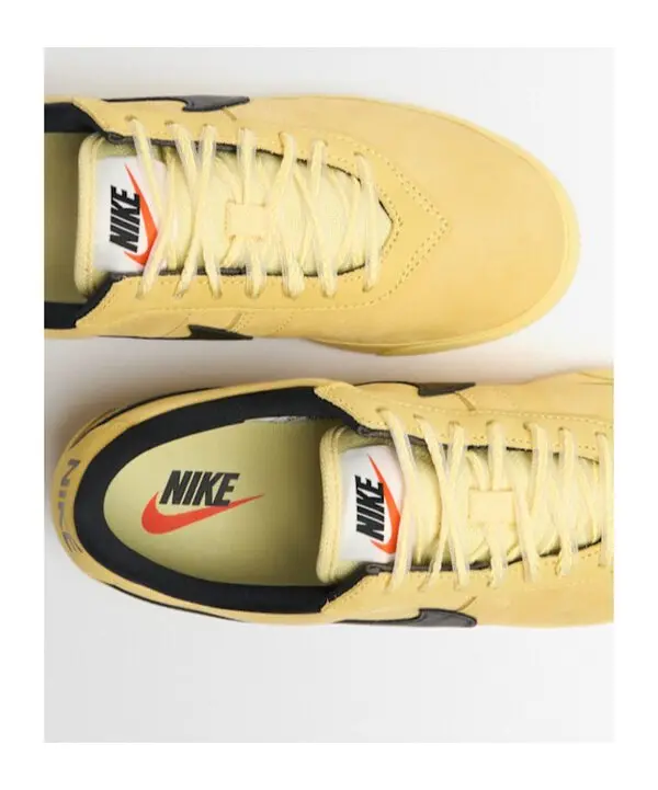 Nike Astrograbber Sneakers