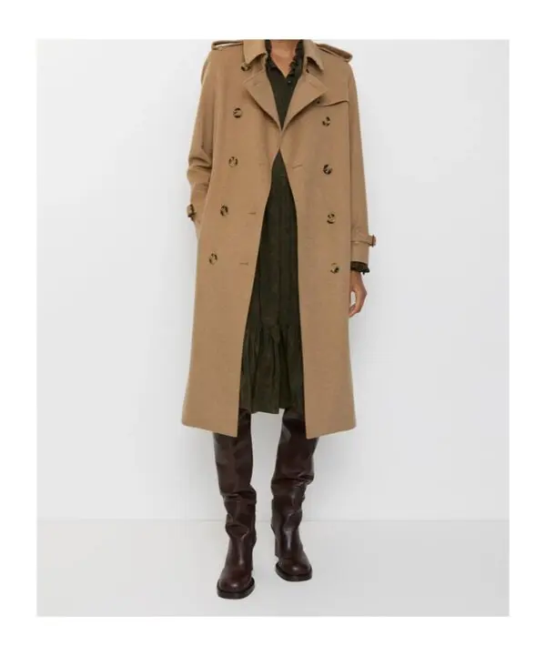 Burberry Collared Buckled Button-up Trench Coat