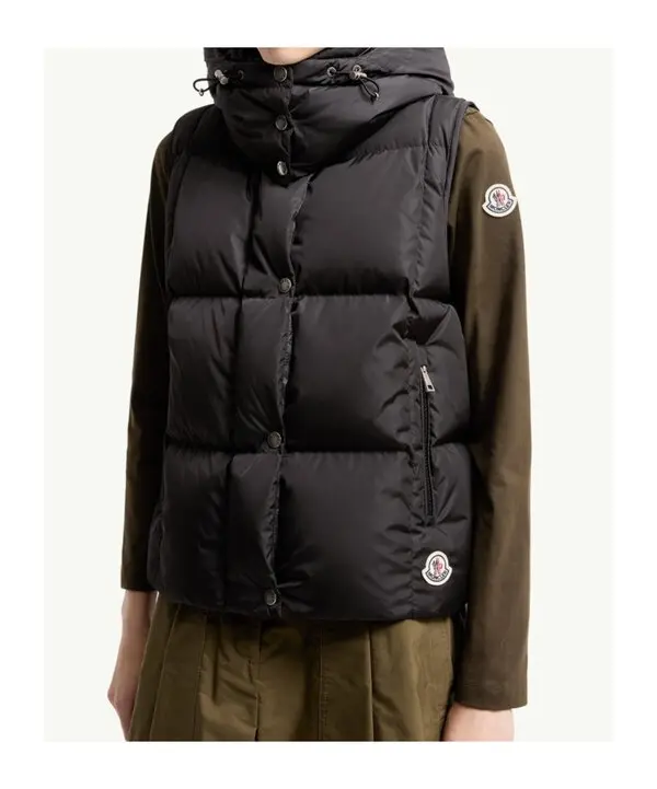 Moncler Macareux Quilted Down Vest With Hood - Black