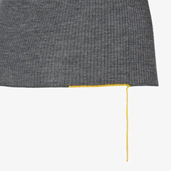 Fendi Gray Melange Wool Ribbed Sleeveless V-neck Top - Grey