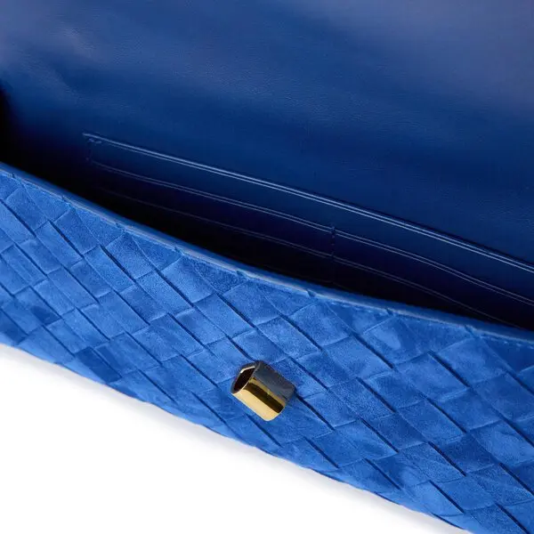 Bottega Veneta Sue Andiamo Clutch - Blue