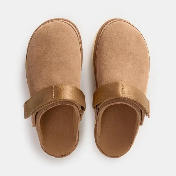 UGG Goldenstar Logo Detail Sandals - Nude
