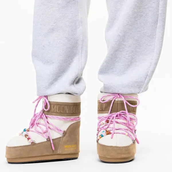 Moon Boot Color-blocked Suede Lace-up Boots - Nude
