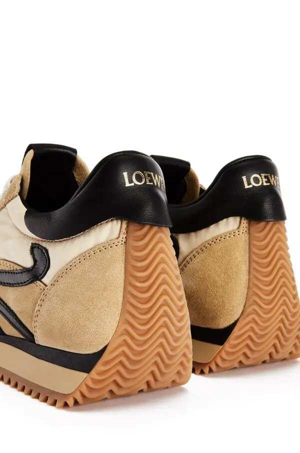 Loewe Lace-up Sneakers - Gold/black