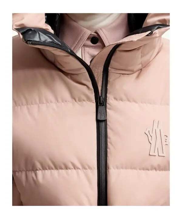 Moncler Bouquetin Hooded Down Ski Jacket - Pink