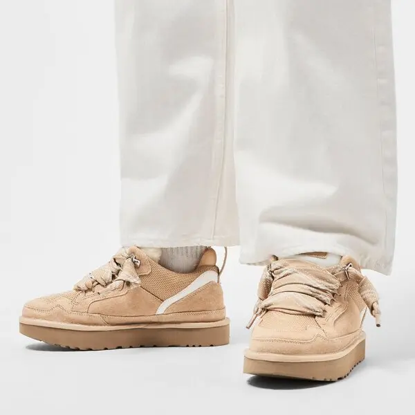 UGG Low-top Sneakers