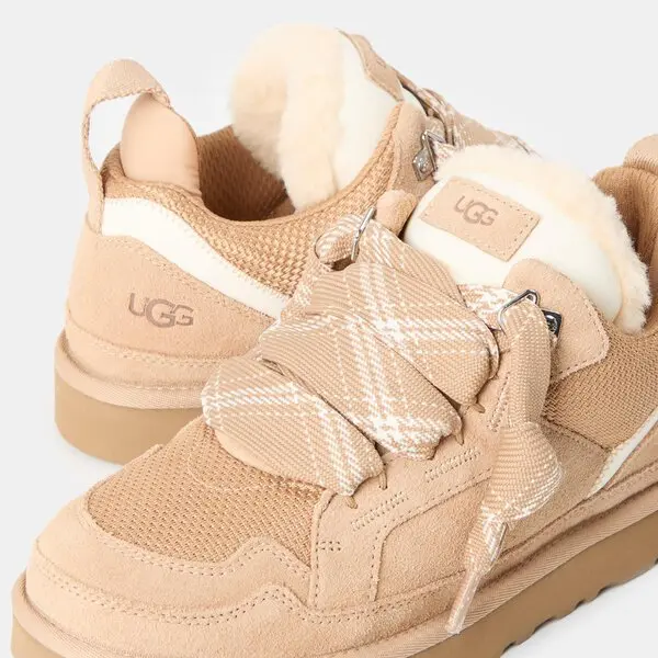 UGG Low-top Sneakers