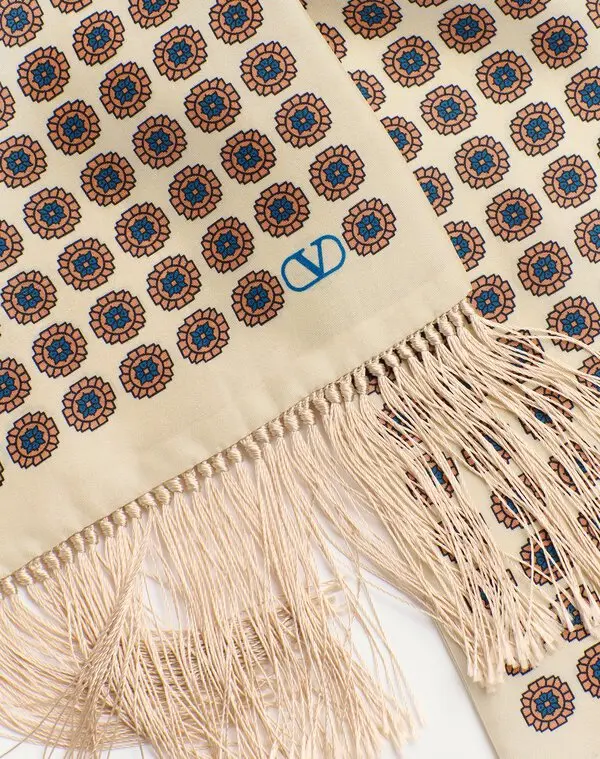 Valentino Garavani Patterned Fringe Detailed Scarf