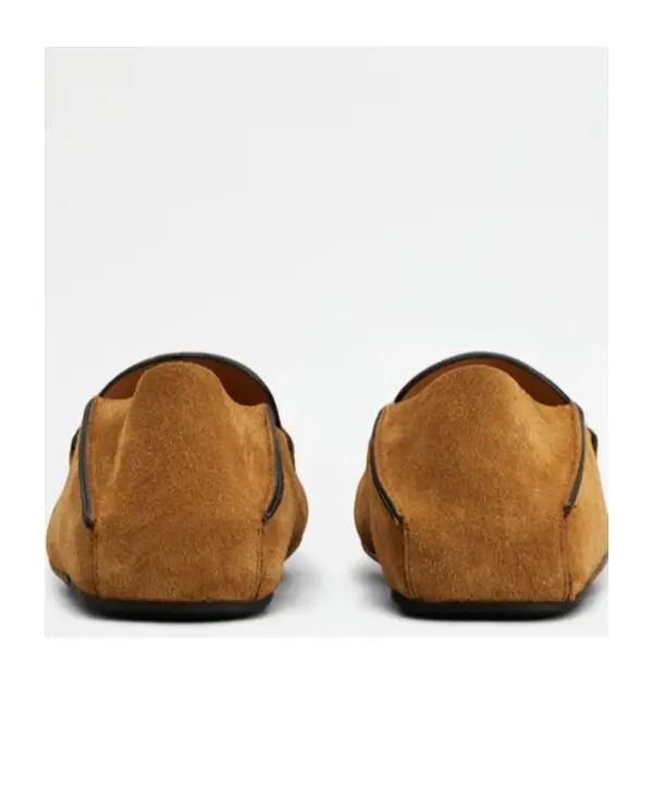 TOD'S Round Toe Slip-on Loafers