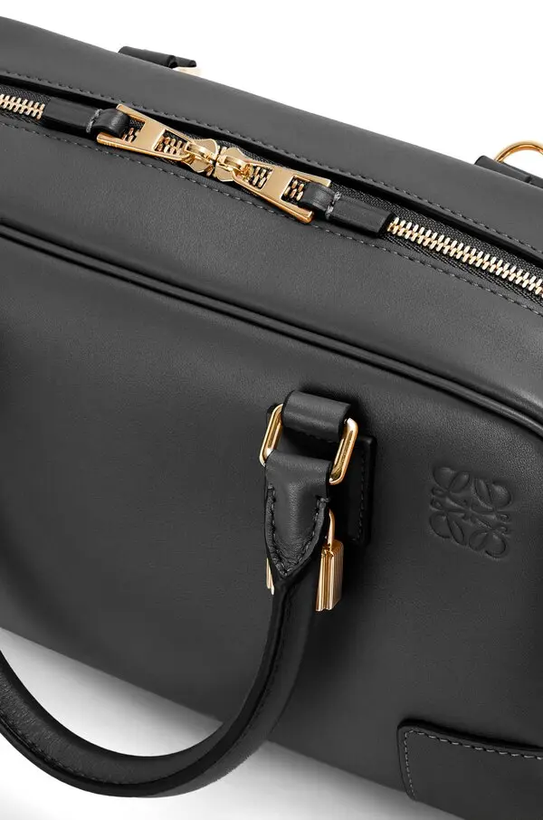 Loewe Amazona 23 Top Handle Bag