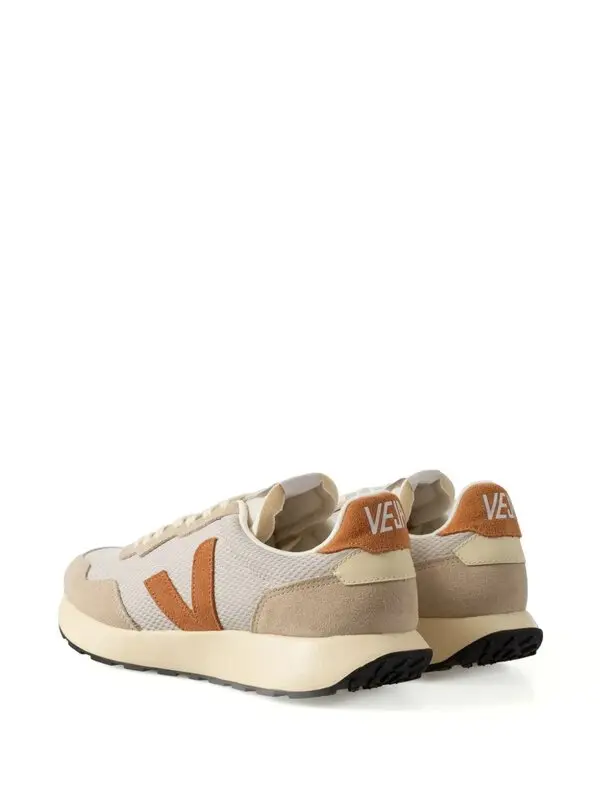 VEJA Paulistana Alveomesh Sneakers - Nude