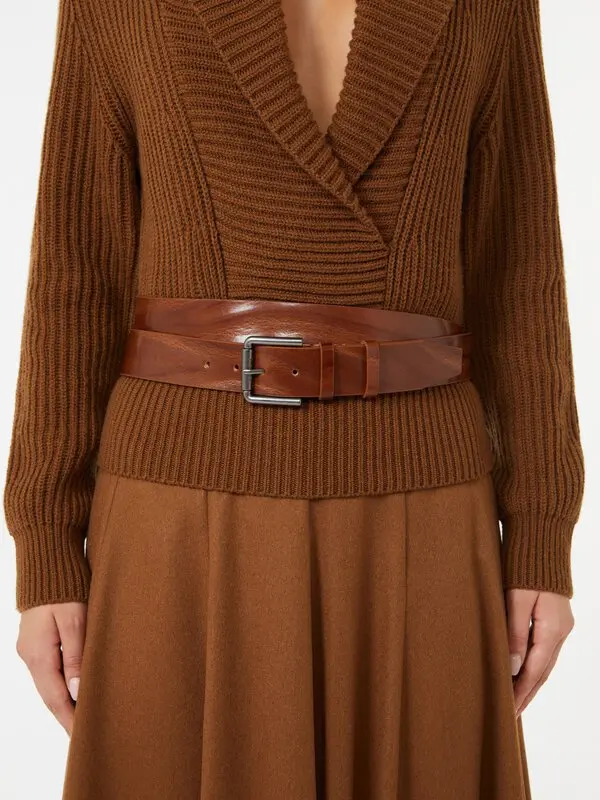 Max Mara Logo-engraved Buckle Belt