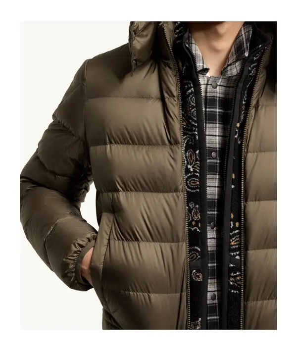 Moncler Ravenlock Hooded Short Down Jacket