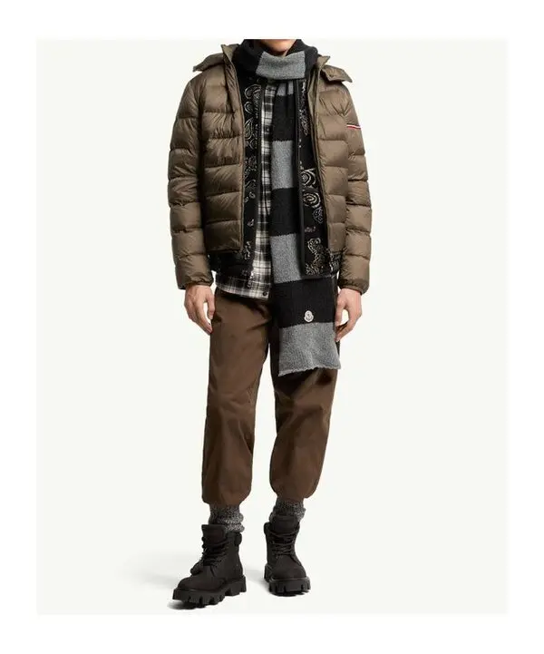 Moncler Ravenlock Hooded Short Down Jacket