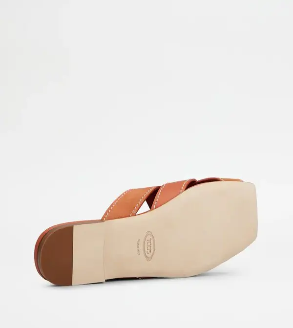TOD'S Crossed-strap Sandals With Quilted Details - Red