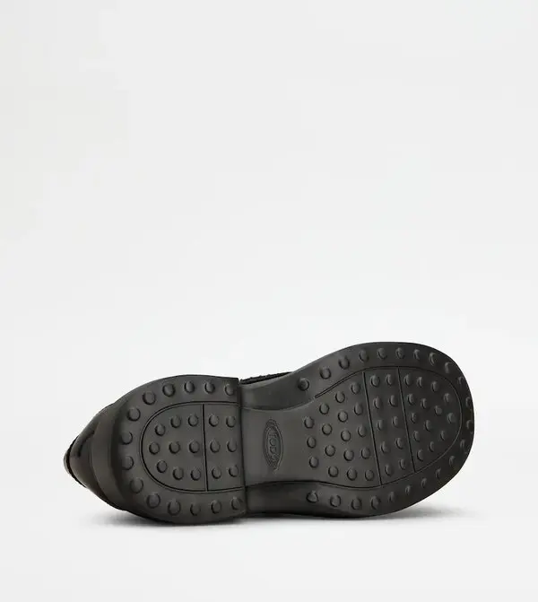 TOD'S Leather Loafers With Chain Detail
