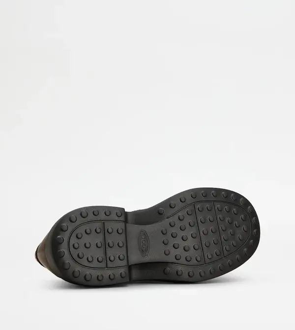 TOD'S Leather Loafers With Chain Detail