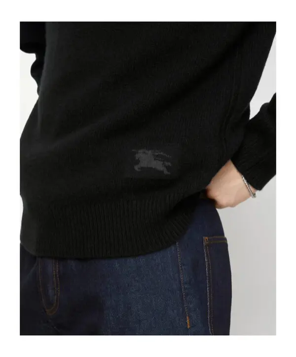 Burberry Cashmere Sweater With Equestrian Knight Design