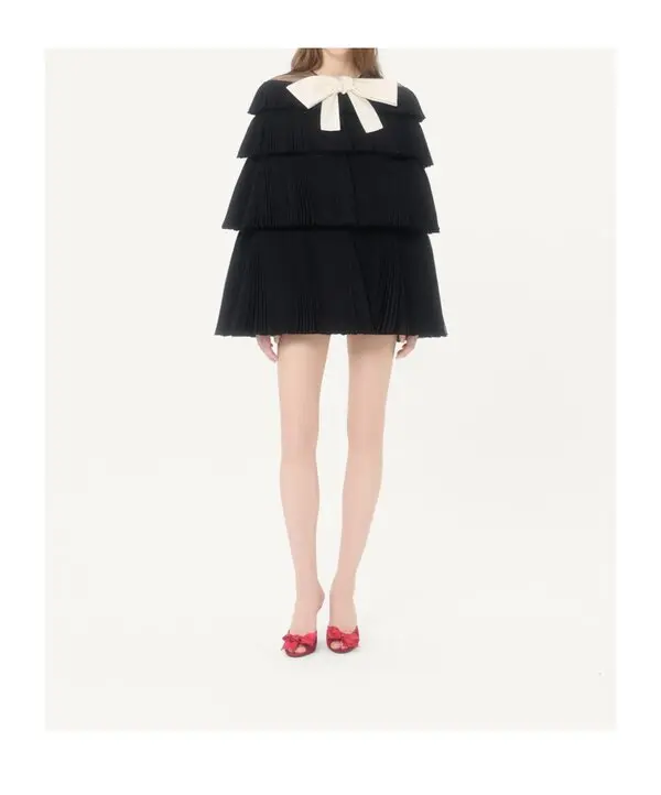 Valentino Garavani Bow-tie Cape Coat