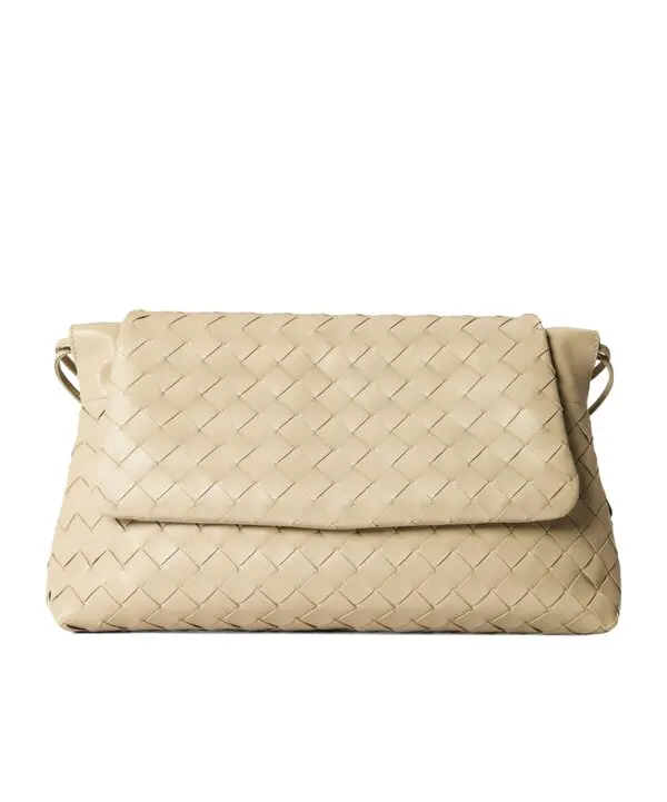 Bottega Veneta Simple And Compact Bag