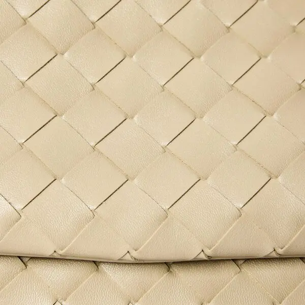 Bottega Veneta Simple And Compact Bag