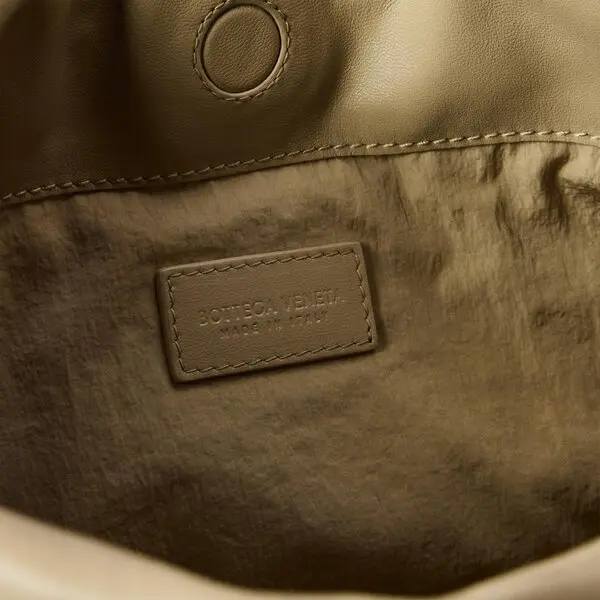 Bottega Veneta Simple And Compact Bag