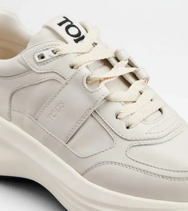 TOD'S Logo Embossed Lace-up Sneakers