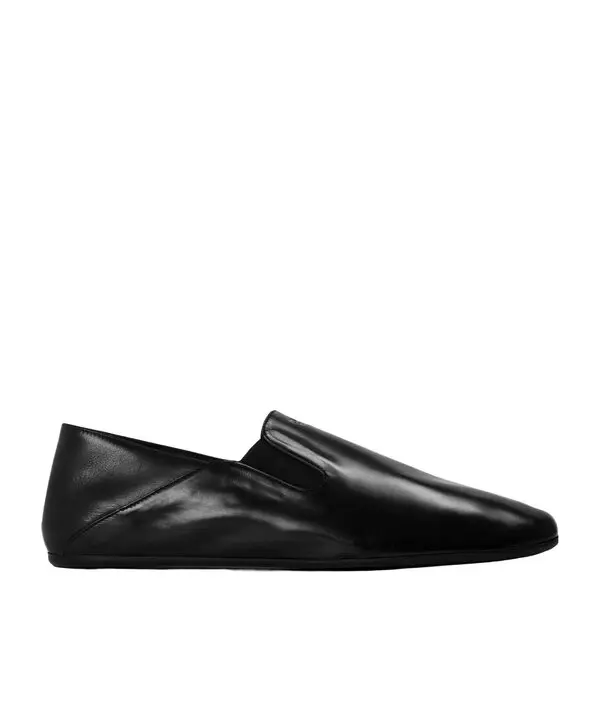 Prada Solid Color Loafers
