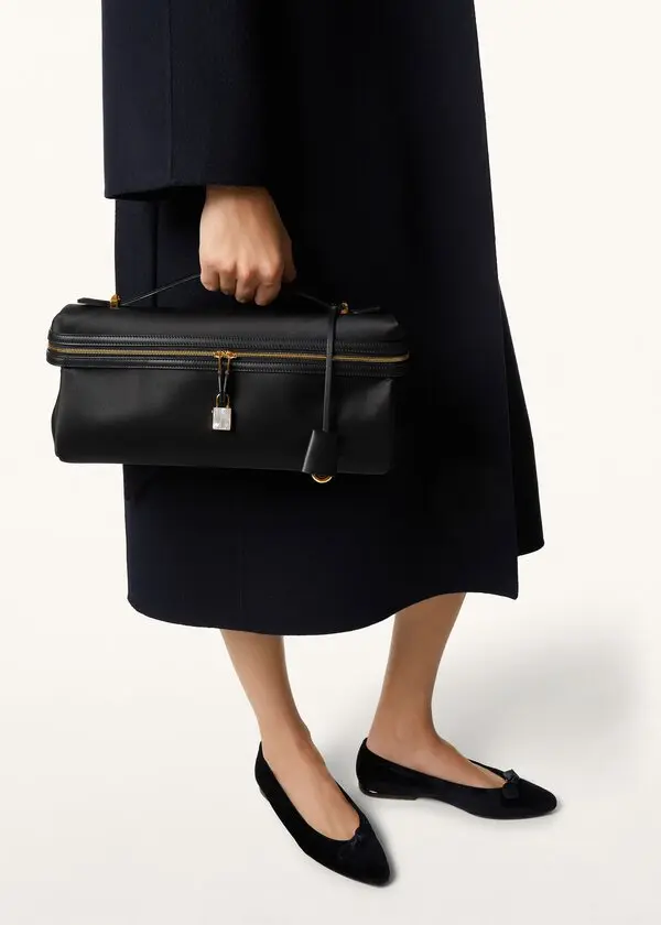 Loro Piana Extra Softy Bag L33 Shoulder Bag - Black/gold