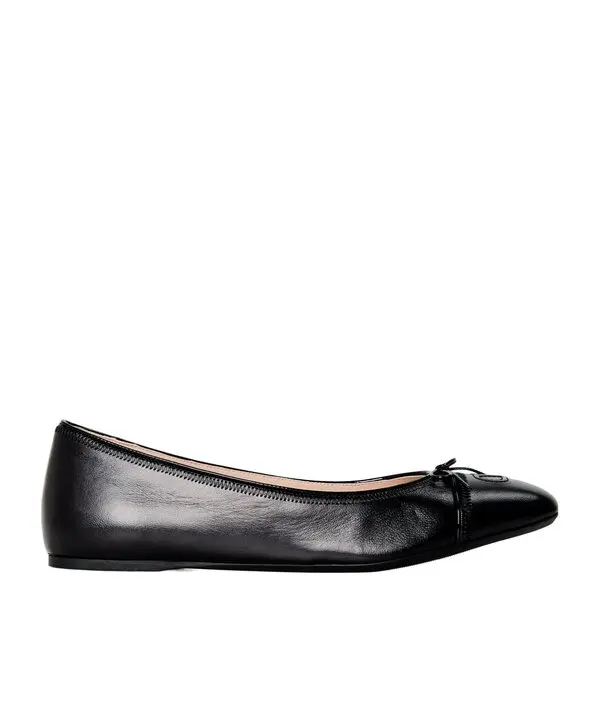 Valentino Garavani Simple Flat Shoes