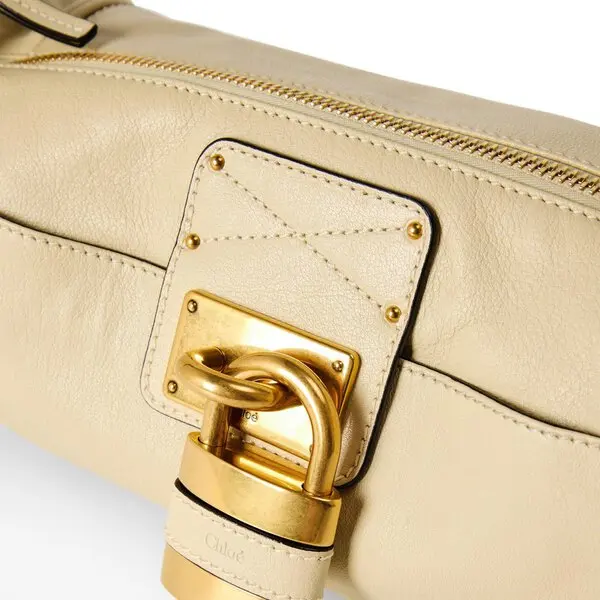 Chloé Solid Color Shoulder Bag