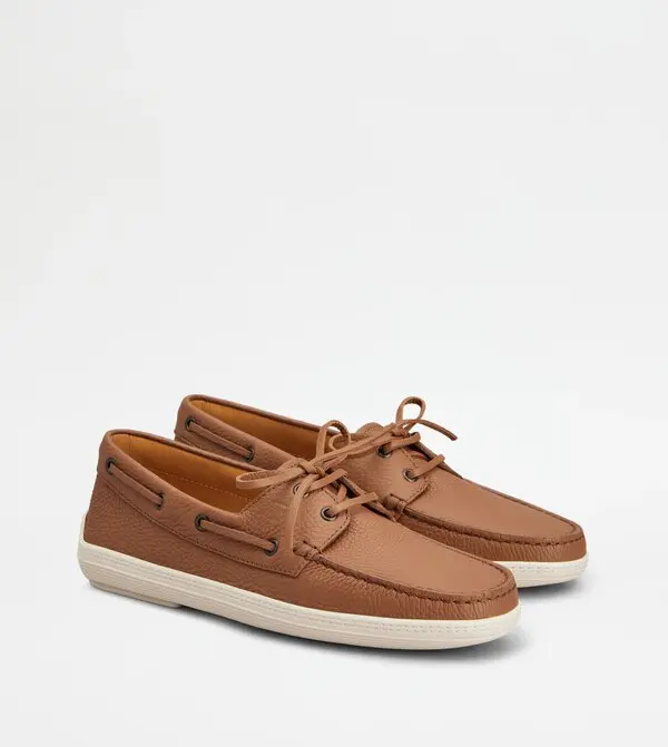 TOD'S Round-toe Loafers