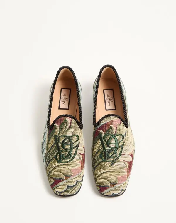 Valentino Garavani Logo Embroidered Slip-on Flats
