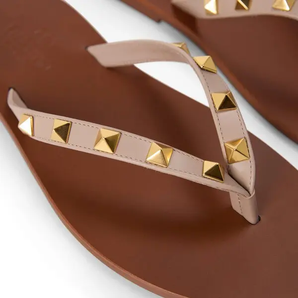 Valentino Garavani Flat Thong Sandals - Brown
