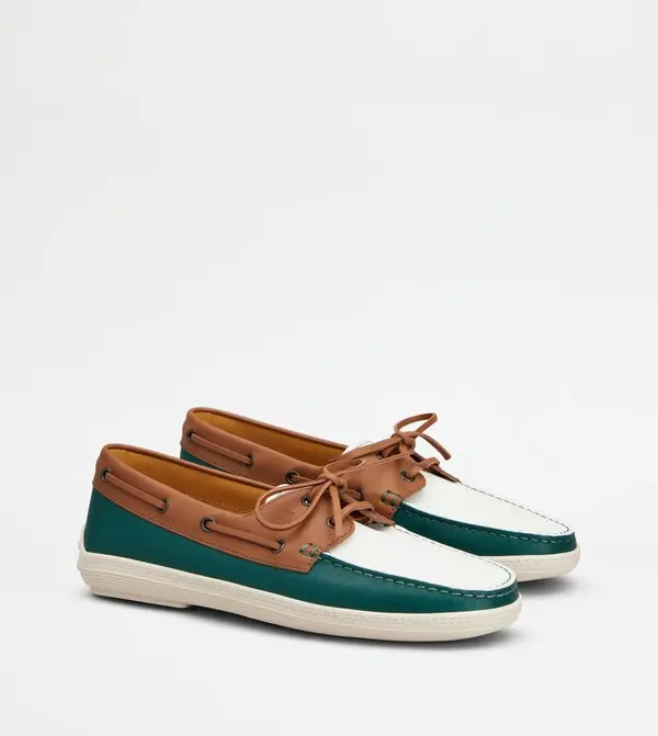 TOD'S Round-toe Loafers