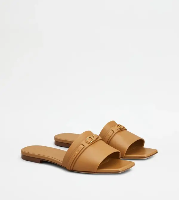 TOD'S Square-toe Flat Sandals
