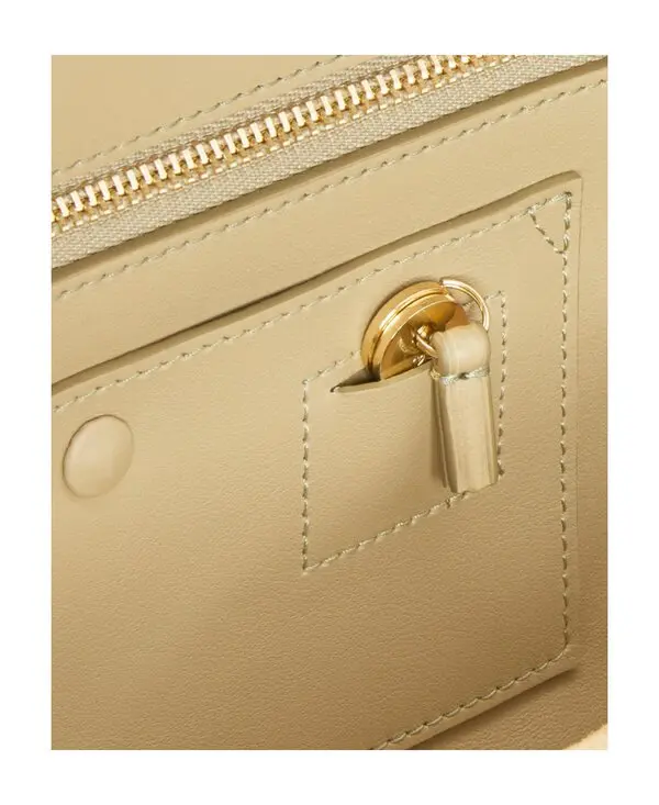 Loewe Amazona 28 Bag In Nappa Calfskin - Nude