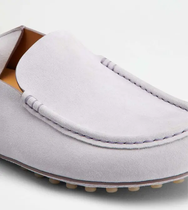 TOD'S Round Toe Loafers With Logo Detailing