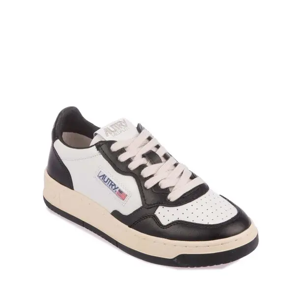 AUTRY Leather Sneakers - Black