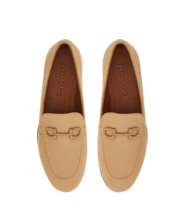 FERRAGAMO Gancini Loafer