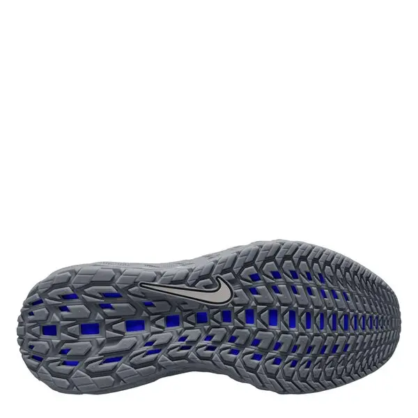 Nike Low Top Mesh Sneakers - No