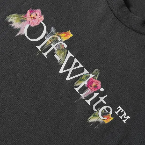 Off-White Floral Letter Print Cropped T-shirt
