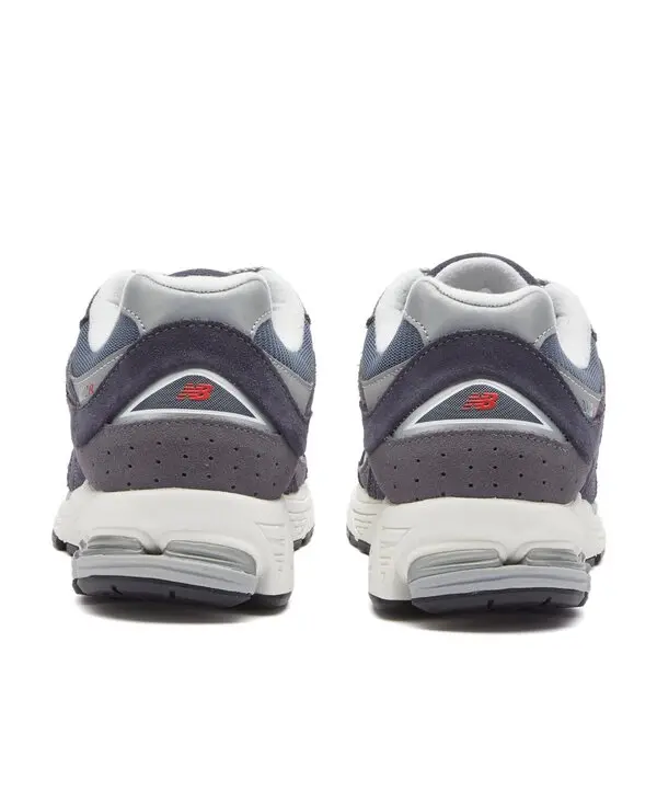 NEW BALANCE 2002r Lace-up Sneakers