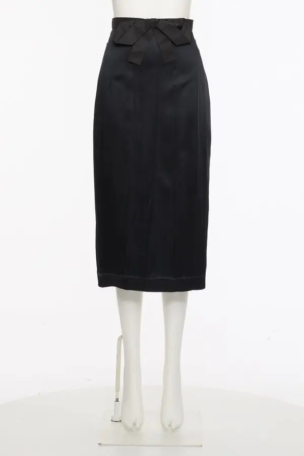 Valentino Garavani Satin Midi Skirt With Bow Detail - Black