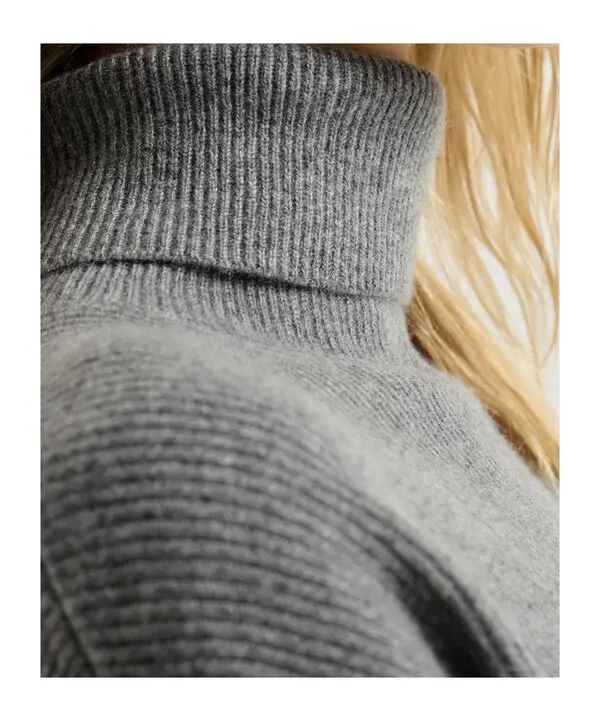 Brunello Cucinelli Cashmere Ribbed Turtleneck Sweater