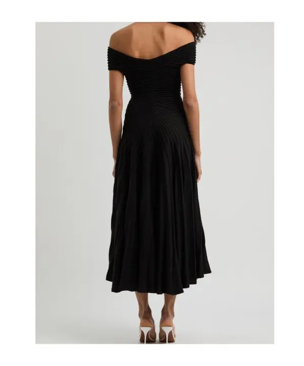 Alaïa Off-the-shoulder Ribbed Wool Midi Dress