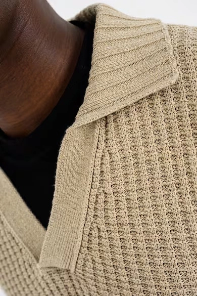 Hugo Boss Collared Long-sleeved Knit Sweater
